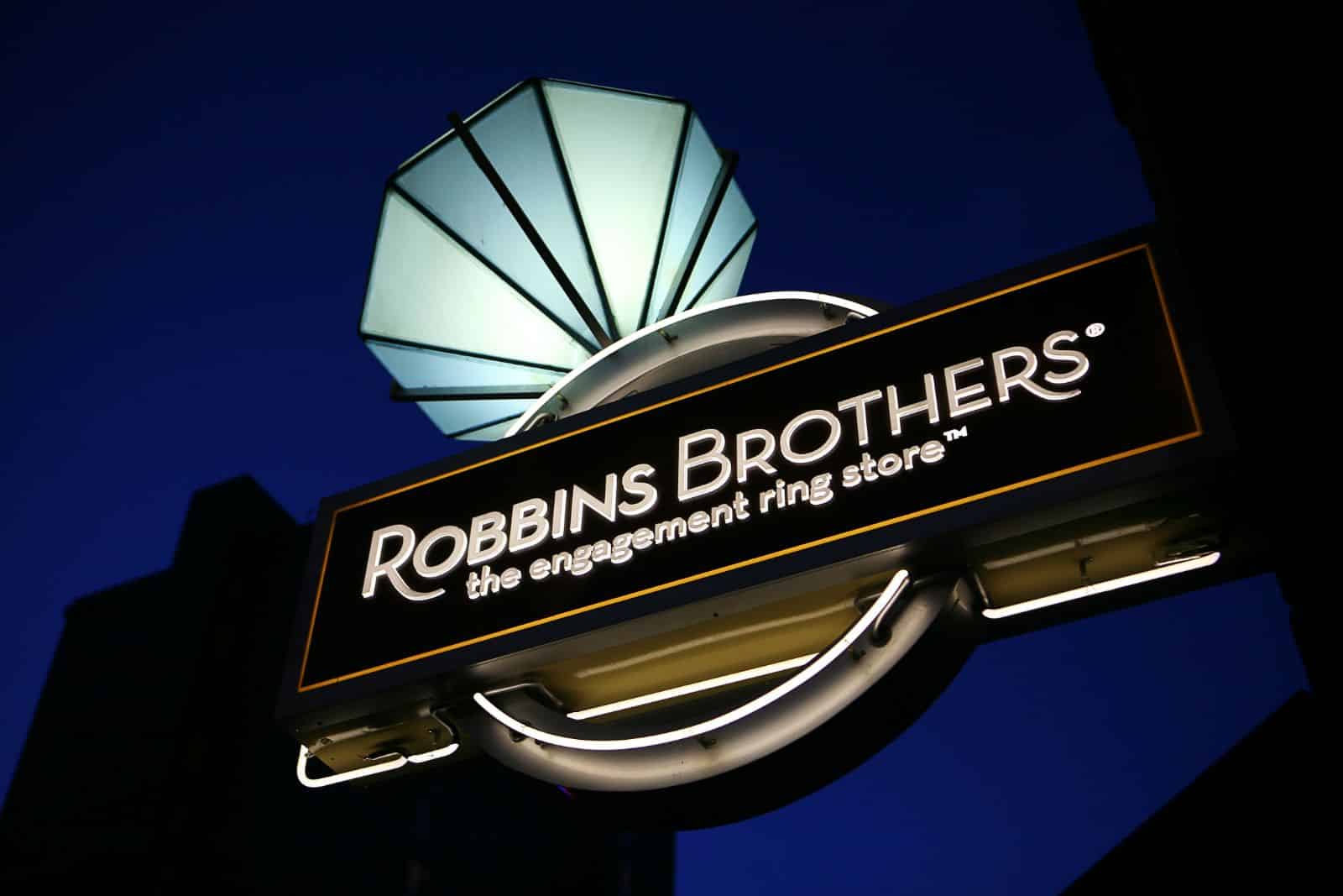 Sign Types - Neon - LED - Electronic Message Sign